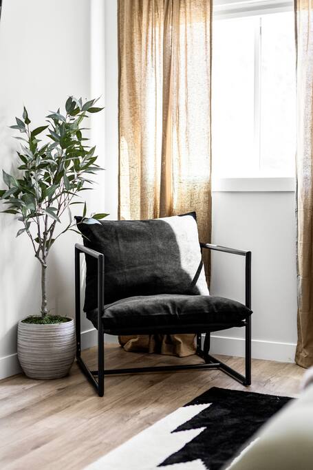 Hayden Haven in Duluth, MN – Pink Wall Designs